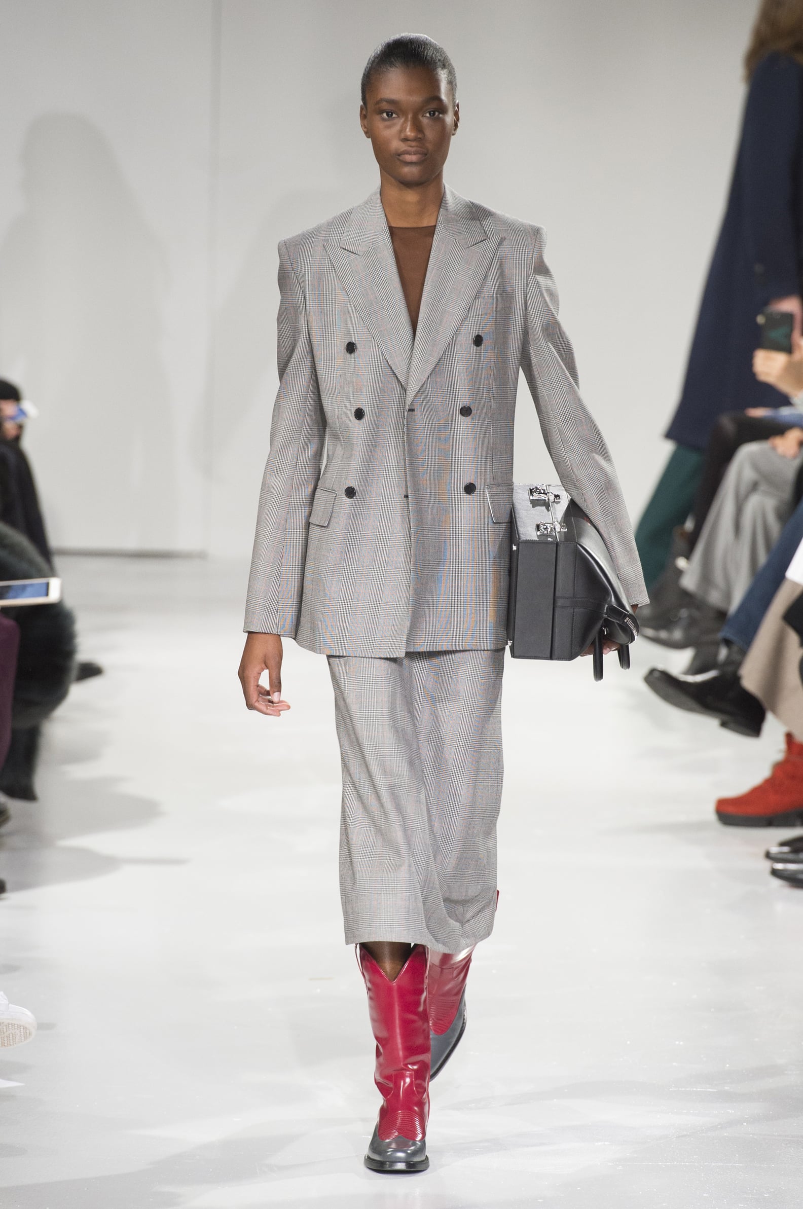 Calvin Klein Fall 2017 Collection | POPSUGAR Fashion