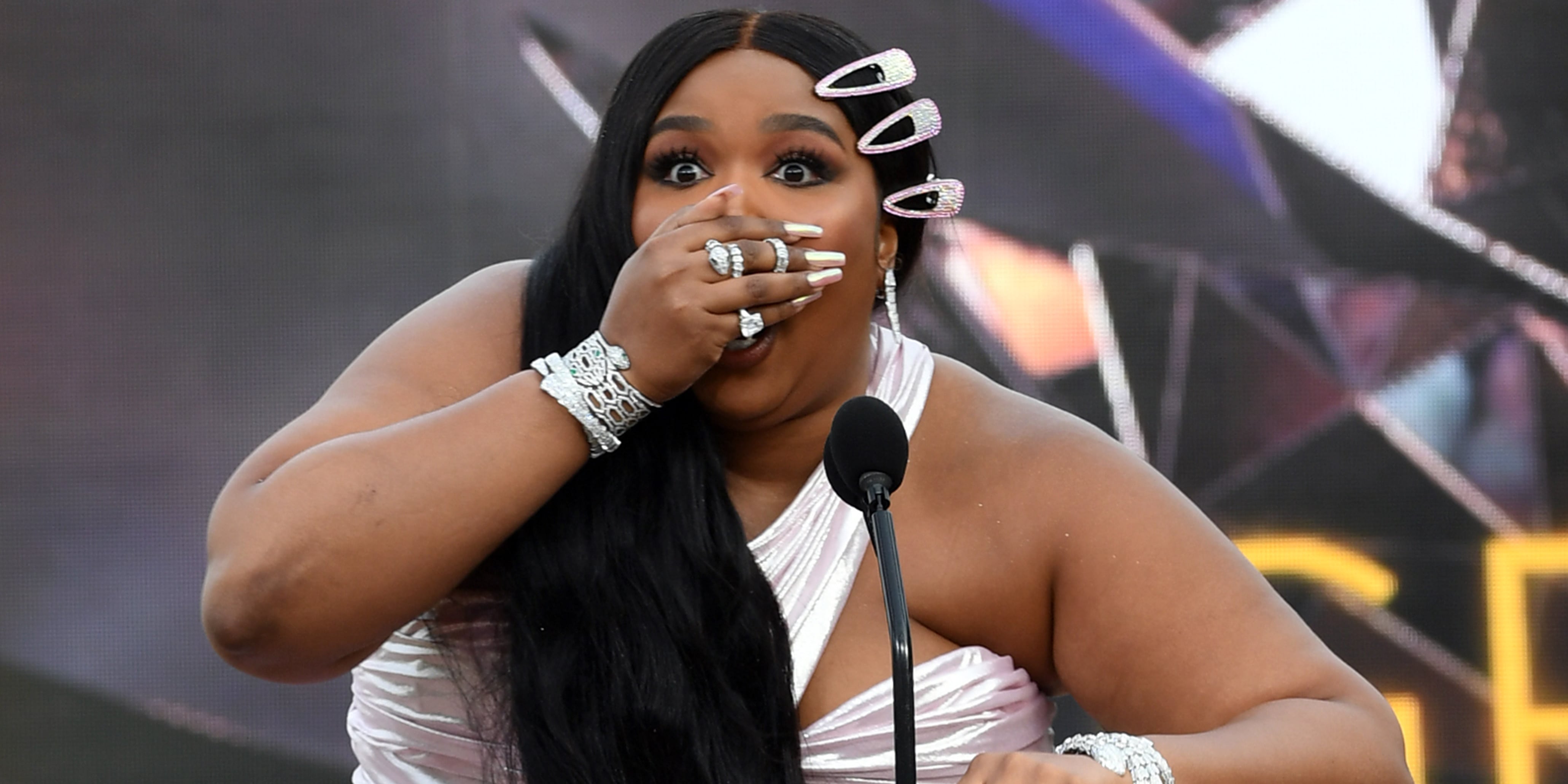 See Lizzo Present Best New Artist at the Grammys | PS Celebrity