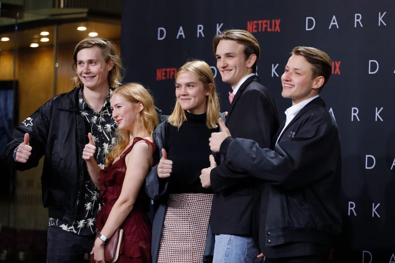 Cute Pictures of the Dark Cast Hanging Out | PS Celebrity