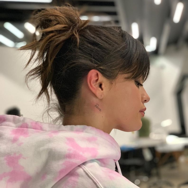 17 Chic Tiny Face and Neck Tattoos | PS UK Beauty