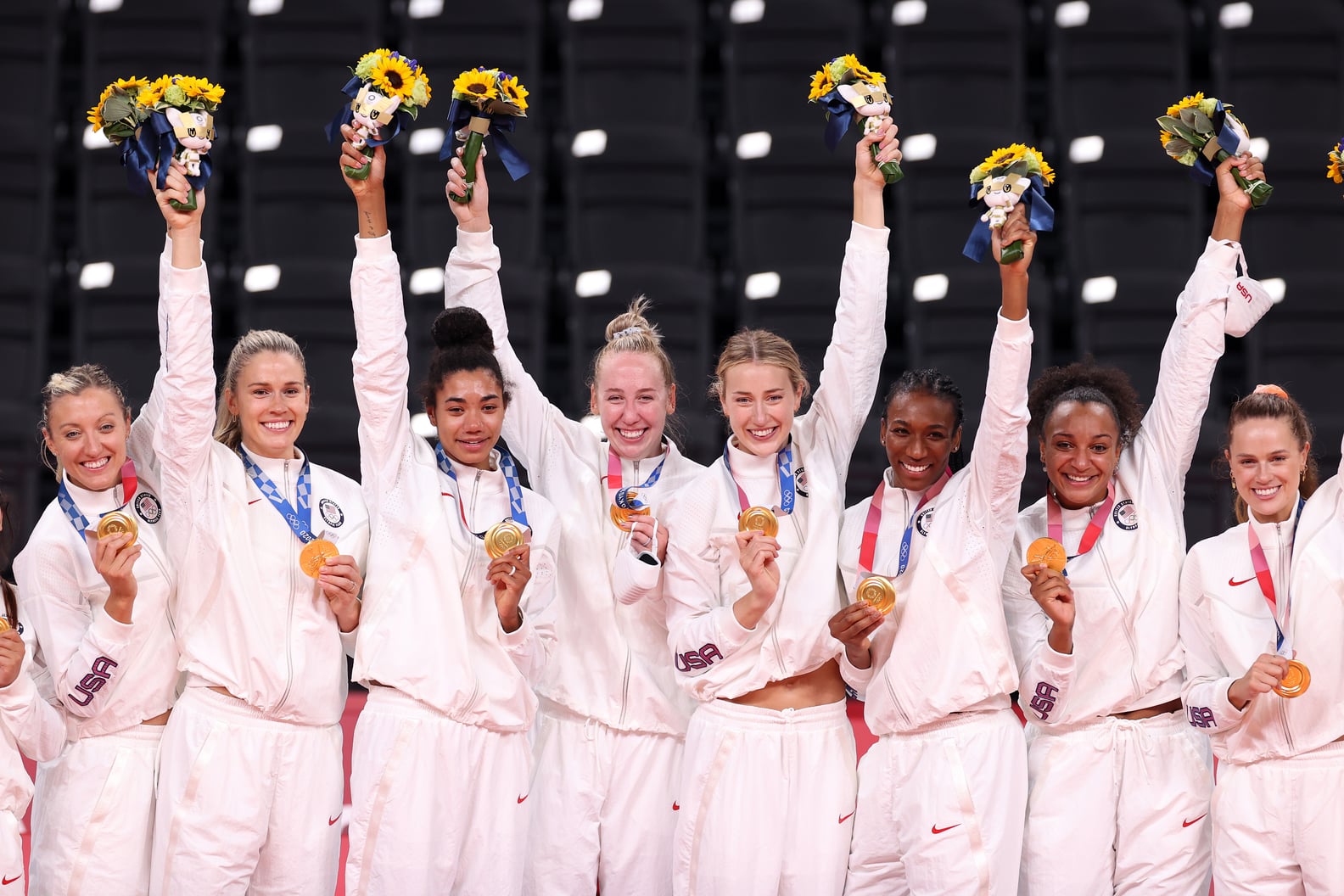 The US Women's Volleyball Team Wins Their First Olympic Gold | POPSUGAR ...