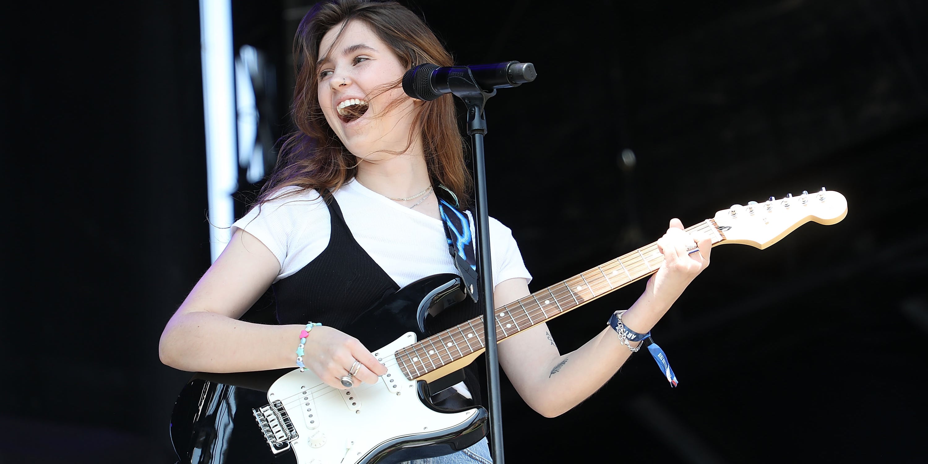 10 Reasons You Need to Be a Clairo Fan | PS Celebrity