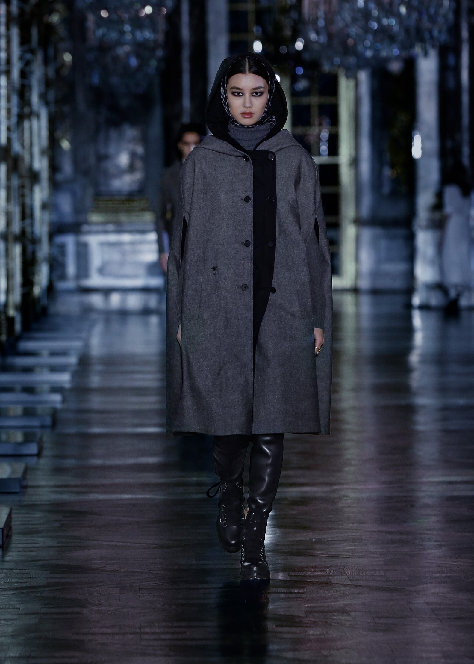Dior Fall/Winter 2021 Fashion Show Photos and Review | PS Fashion