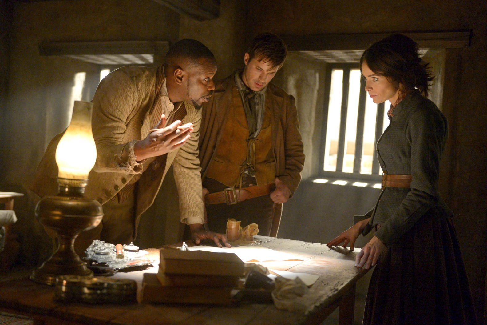 18 Shows Like Outlander | PS Entertainment