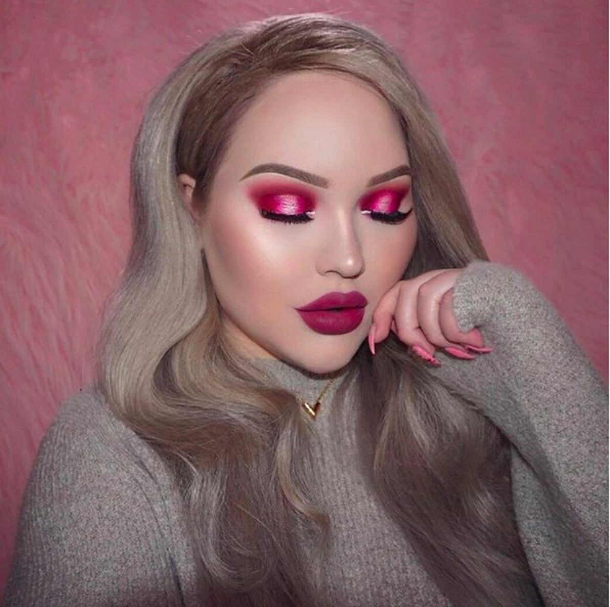 How to Wear Hot Pink Eye Shadow | POPSUGAR Beauty