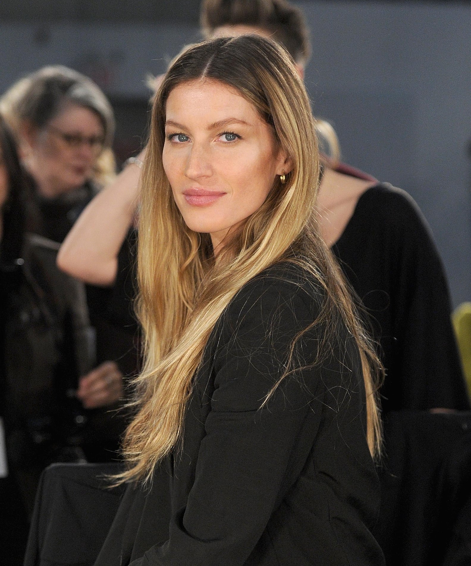 Gisele Bundchen Best Beauty Pictures | PS Beauty