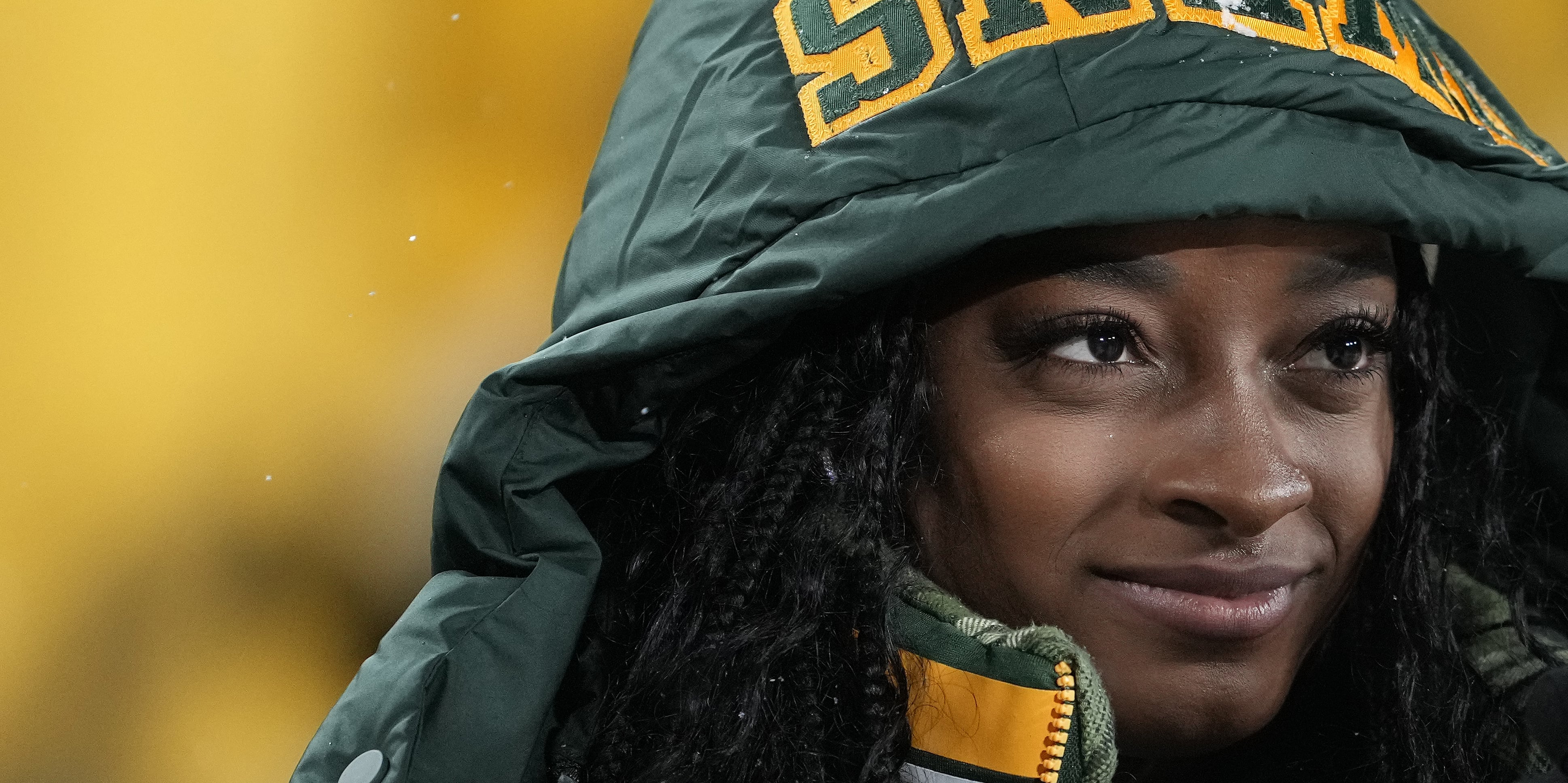 Jonathan Owens Sparks "Mr. Simone Biles" Debate: Opinion | PS Love