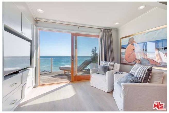 Leonardo DiCaprio Sells Malibu House For Big Profit | POPSUGAR Home