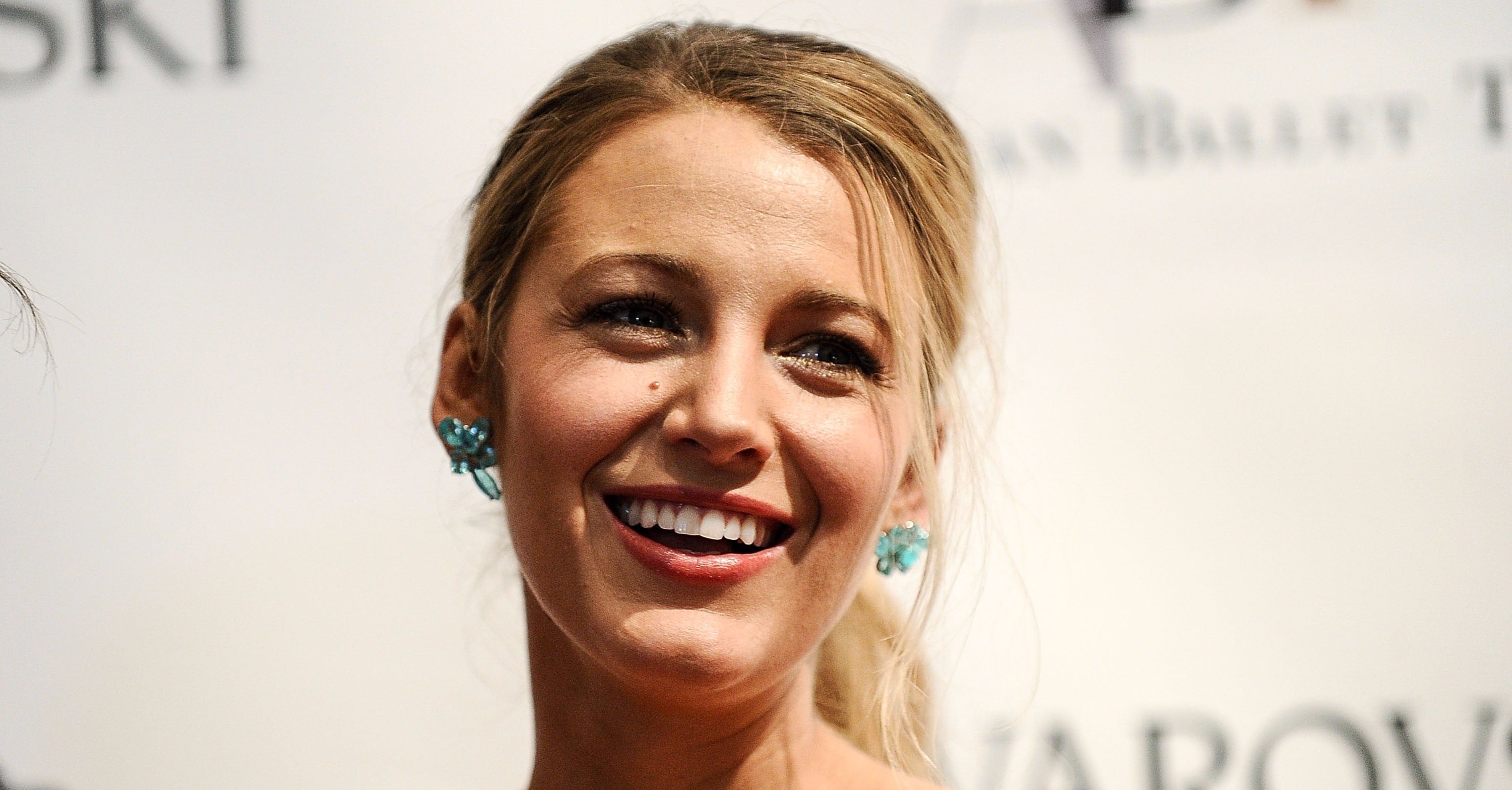 Blake Lively's Fake Lob Haircut | POPSUGAR Beauty