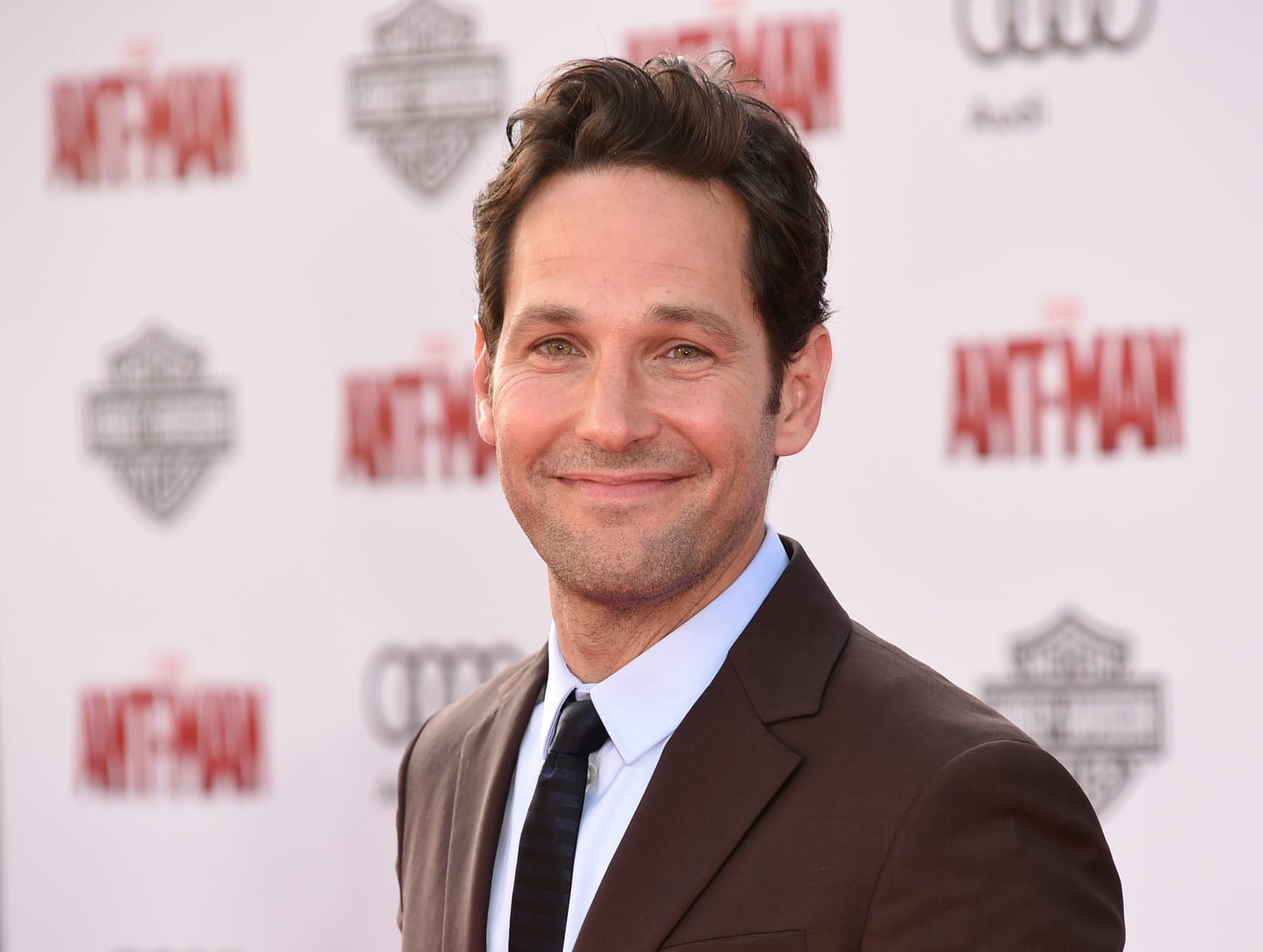 Paul Rudd's Sexiest Smiles Throughout the Years | Pictures | PS Celebrity