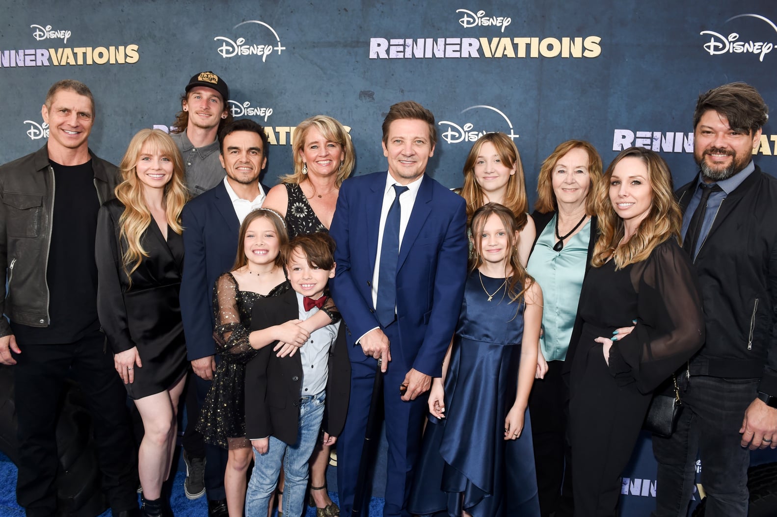 Jeremy Renner Attends Rennervations Premiere After Accident | POPSUGAR ...