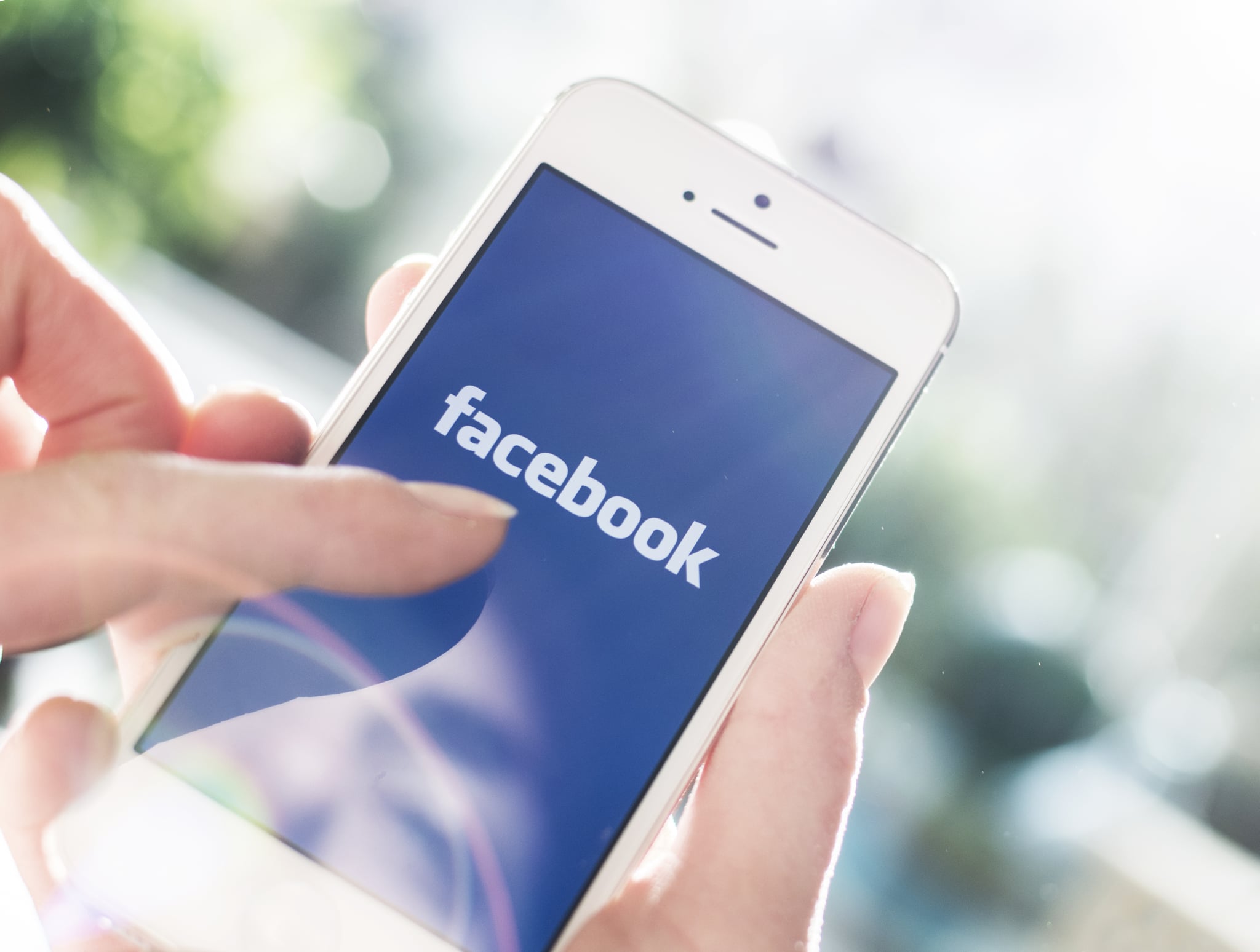 Facebook Had a Billion Users in One Day | POPSUGAR Tech