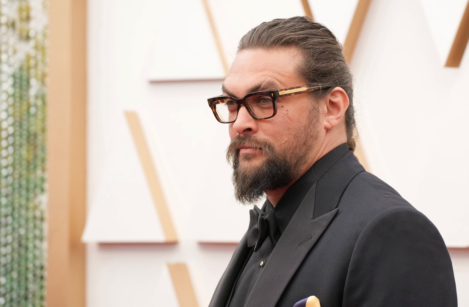 Jason Momoa's French Braid at the Oscars 2022 | PS Beauty