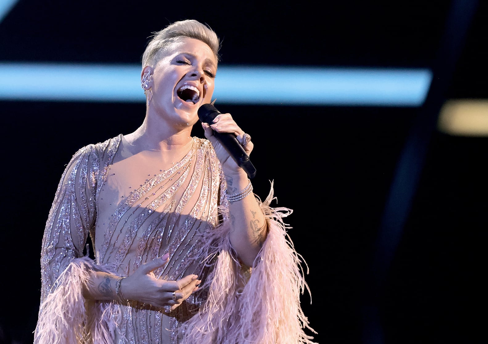 Pink AMAs Performance 2022 | POPSUGAR Entertainment