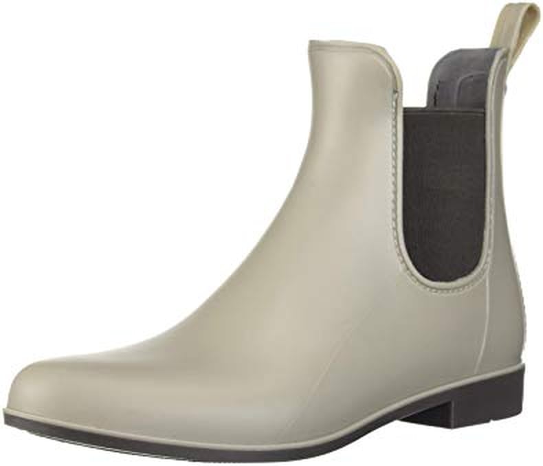 Best Boots on Amazon Under $200 | POPSUGAR Fashion