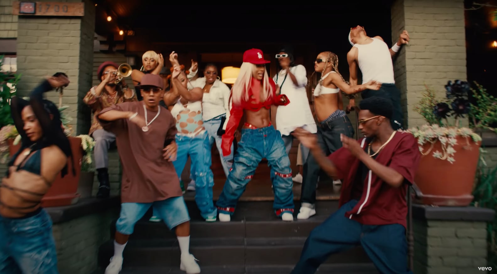 Victoria Monét's "On My Mama" Video Fashion, Outfits | PS Fashion