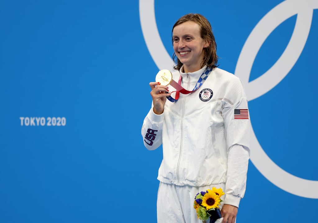 Katie Ledecky Makes History, Wins Gold in 1500m Freestyle | POPSUGAR ...