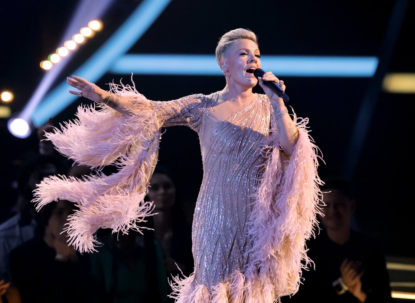 Pink AMAs Performance 2022 | PS Entertainment