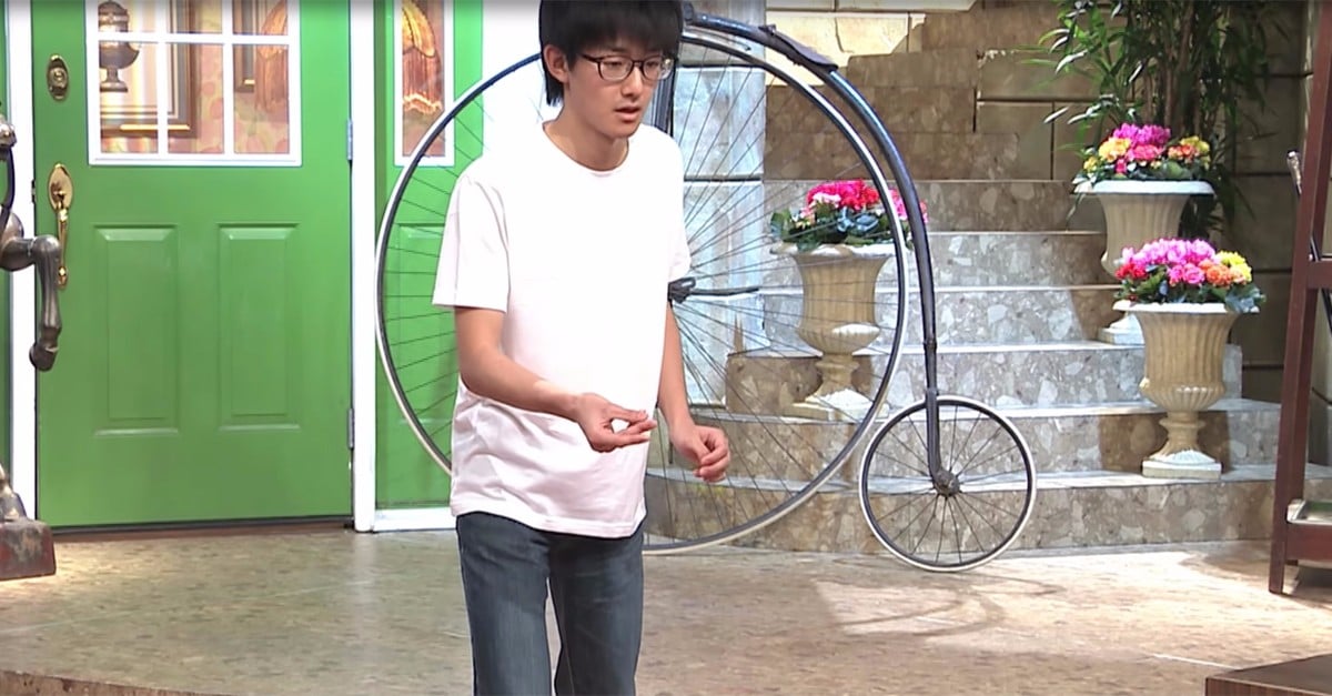 Guinness World Record For Most Finger Snaps Video | PS Tech