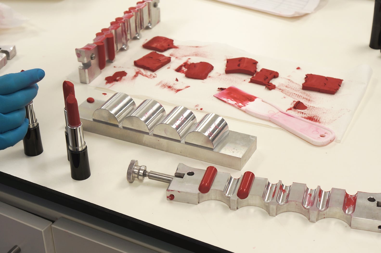 How Lipsticks Are Made | PS Beauty
