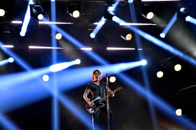 Keith Urban Performance at the 2018 CMA Awards Video | PS Entertainment