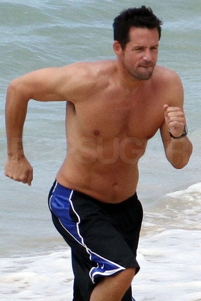 28. Josh Hopkins | Celebrity Bikini and Shirtless Pictures Summer 2011 ...