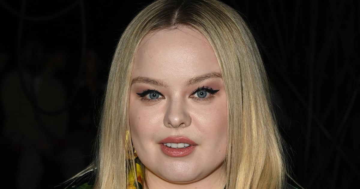 Nicola Coughlan’s Strawberry Blond Hair Color: See Photos | POPSUGAR Beauty