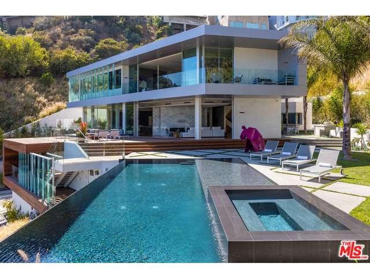 Brittany Murphy's House Is For Sale | PS Home