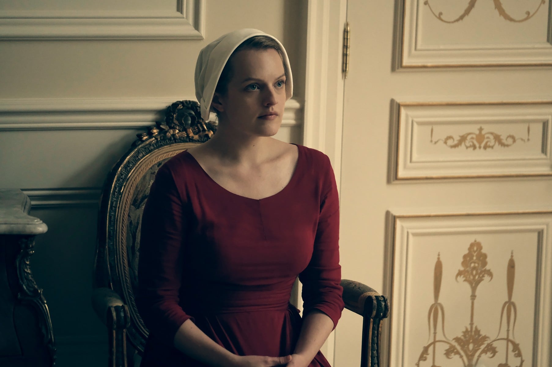 What Happens to Offred in The Handmaid's Tale? | POPSUGAR Entertainment