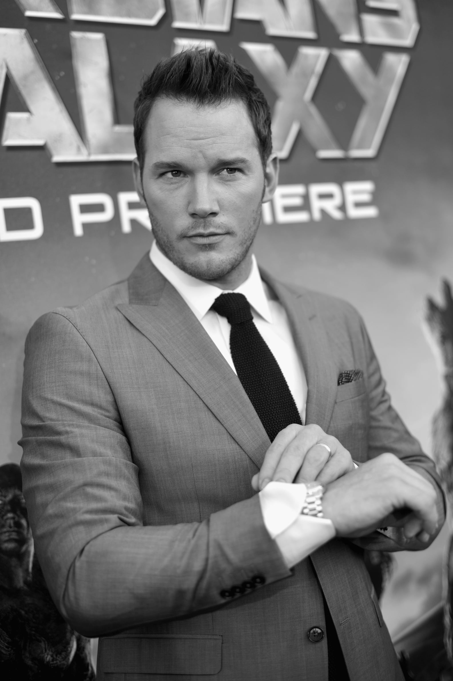 Chris Pratt Looking at His Watch on the Red Carpet | Picture | PS Celebrity