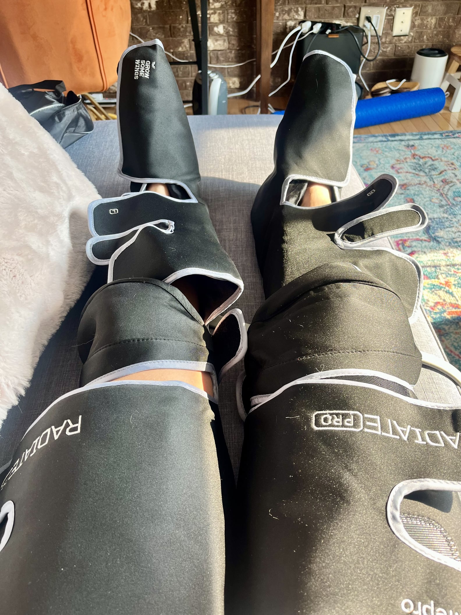 Lifepro Radiate Pro Compression Sleeve Massager Review | PS Fitness