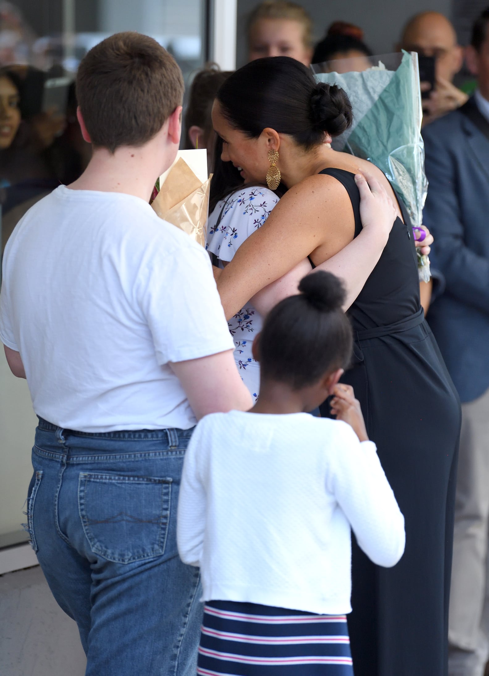 Prince Harry and Meghan Markle Hugging on South Africa Tour | PS Celebrity