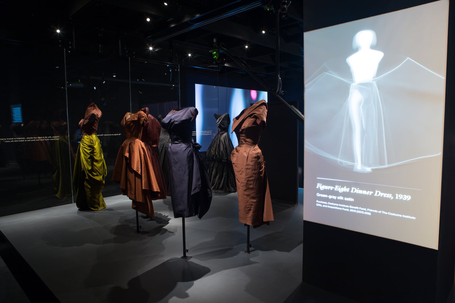 Charles James Beyond Fashion Exhibition | Pictures | PS Fashion