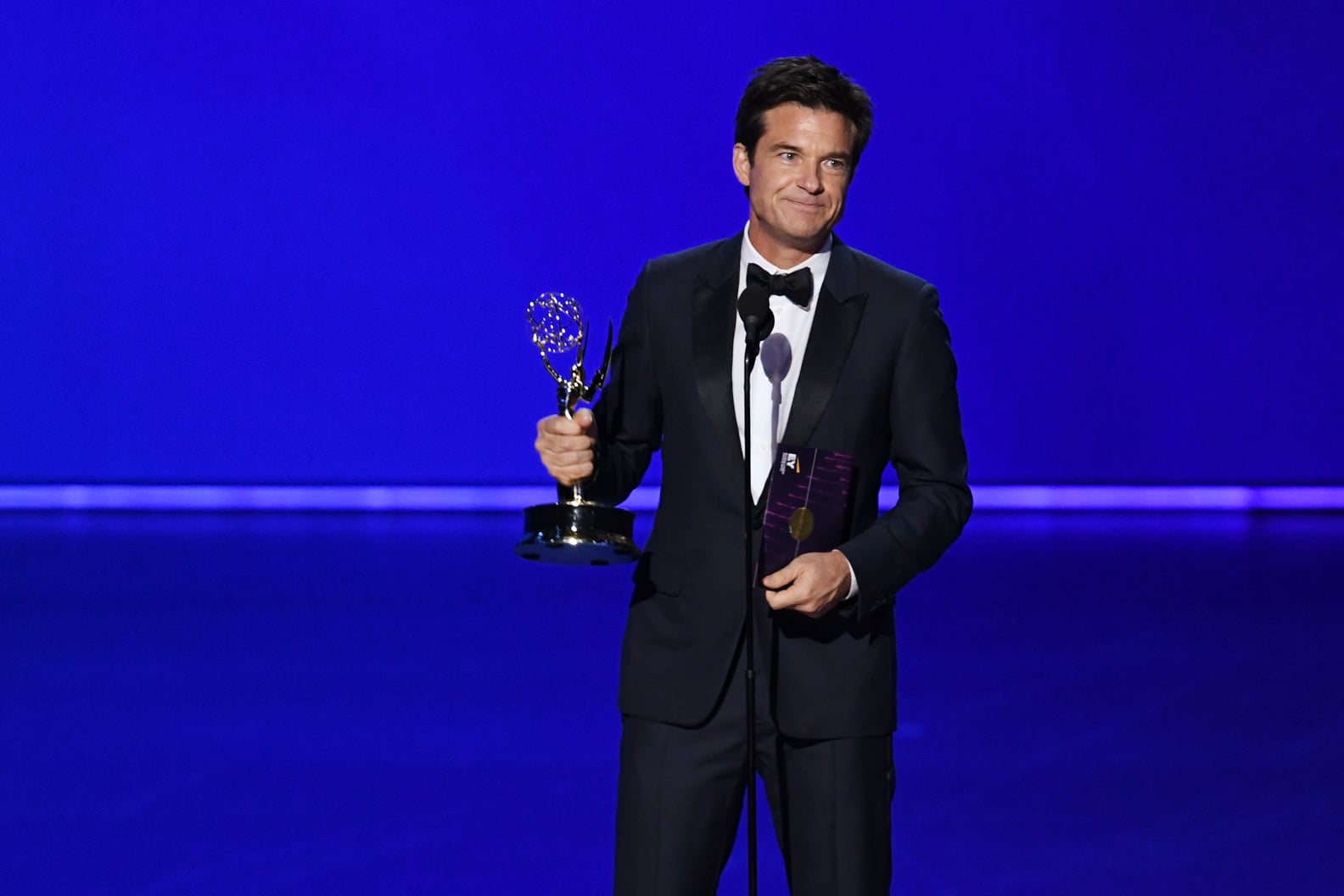 Jason Bateman's Reaction to His Emmys Win Becomes a Meme | PS Celebrity