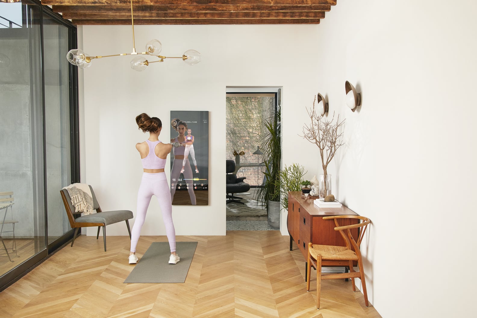 Mirror Home Fitness Device Now Has Virtual Personal Training | POPSUGAR ...