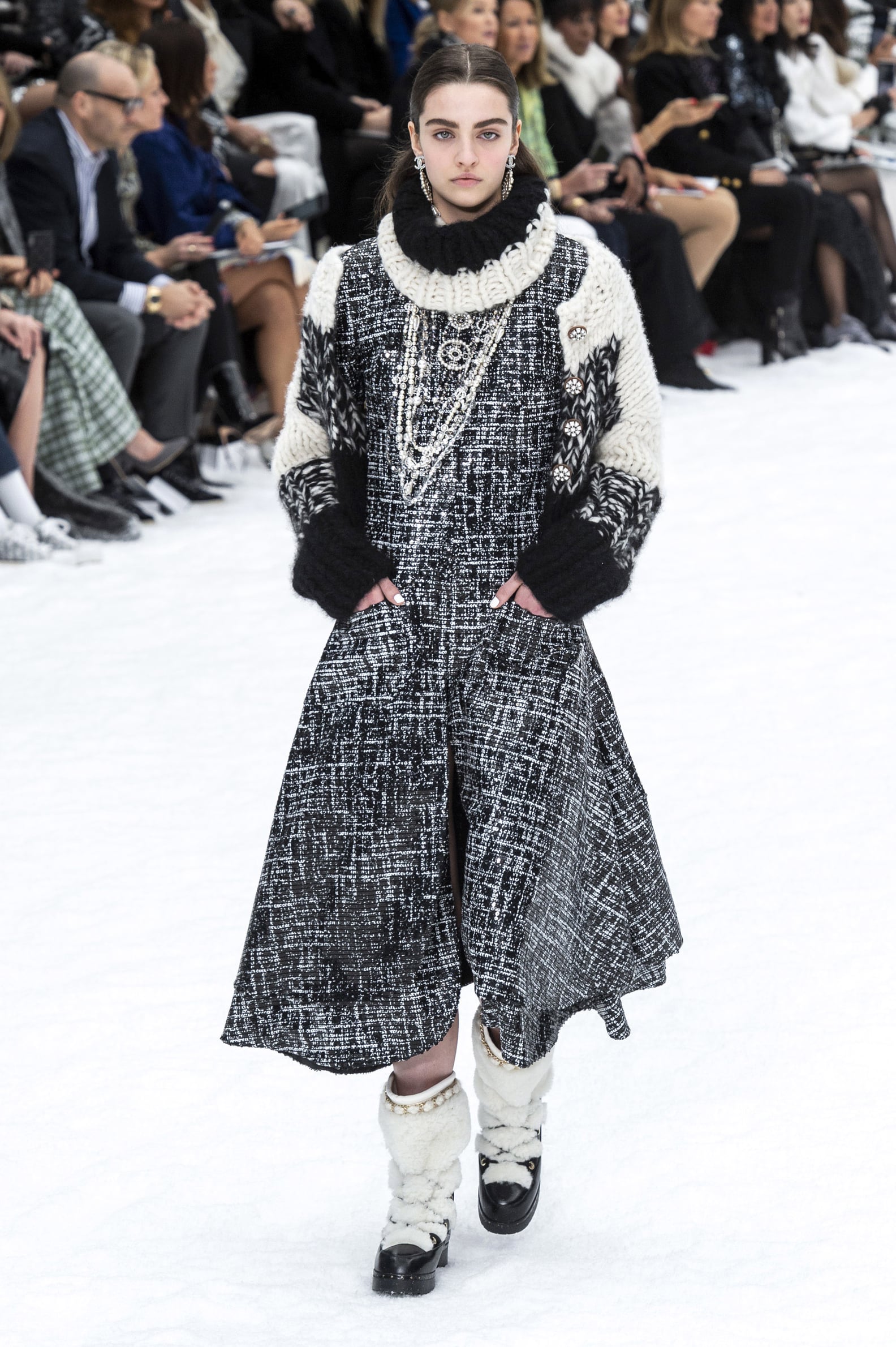 Chanel Fall 2019 Runway Pictures | PS Fashion
