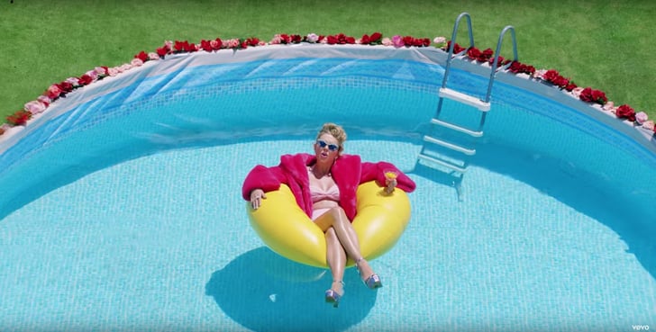 Taylor Swift Bikinis in Taylor Swift Bikinis in