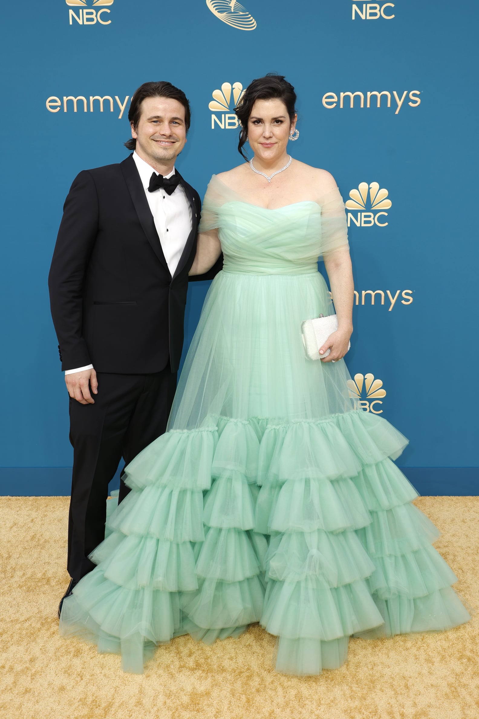 Melanie Lynskey and Jason Ritter at the 2022 Emmys | PS Celebrity
