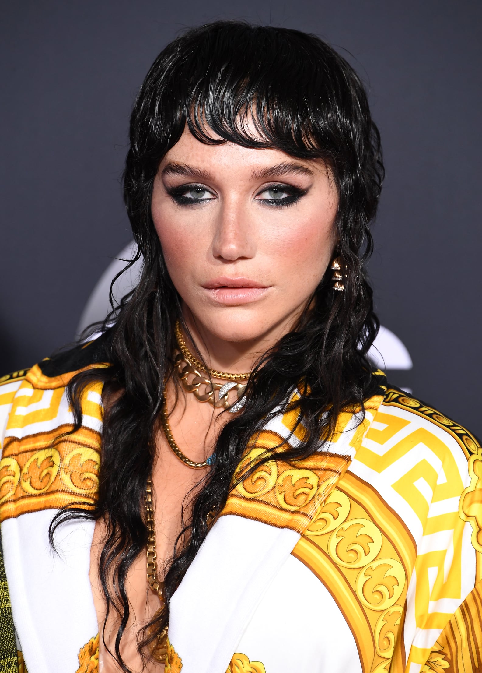 Kesha Wore a Mullet to the 2019 AMAs | PS Beauty