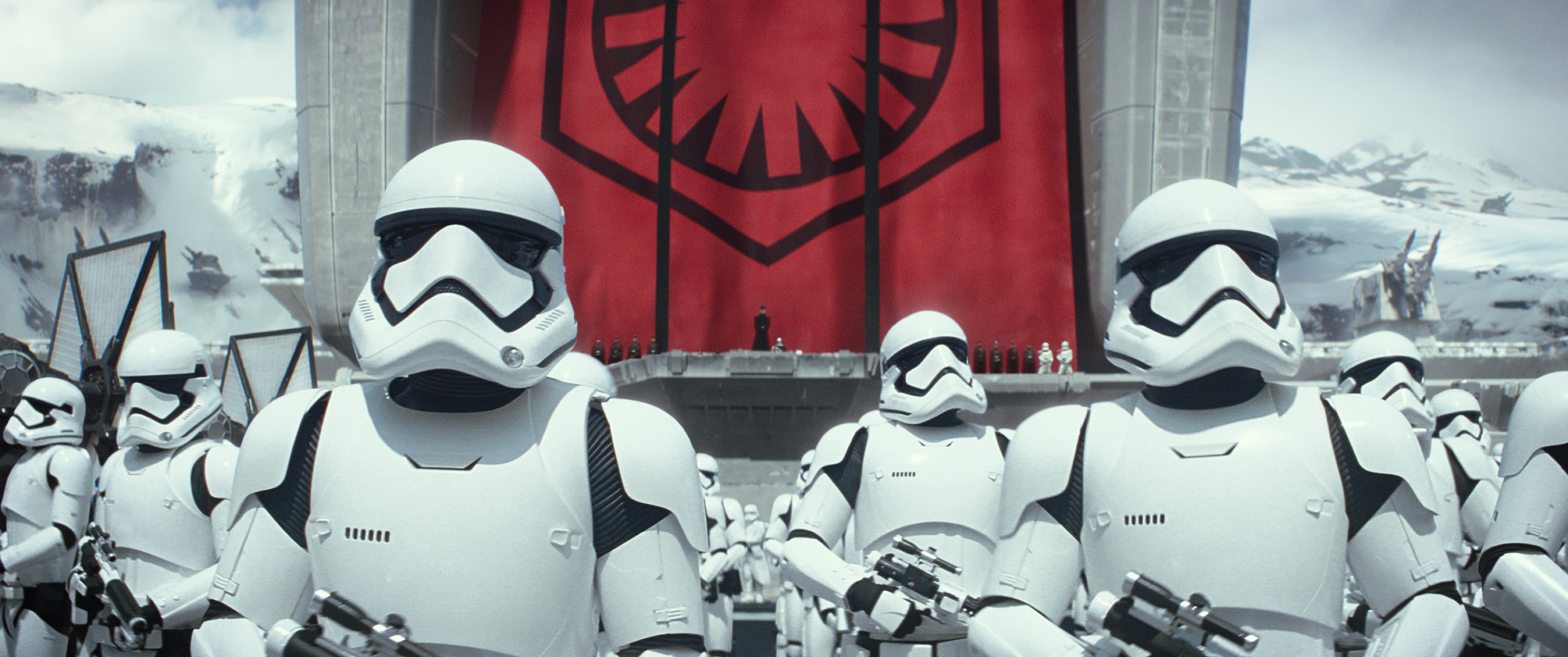 Theories For Supreme Leader Snoke From Star Wars | PS Entertainment