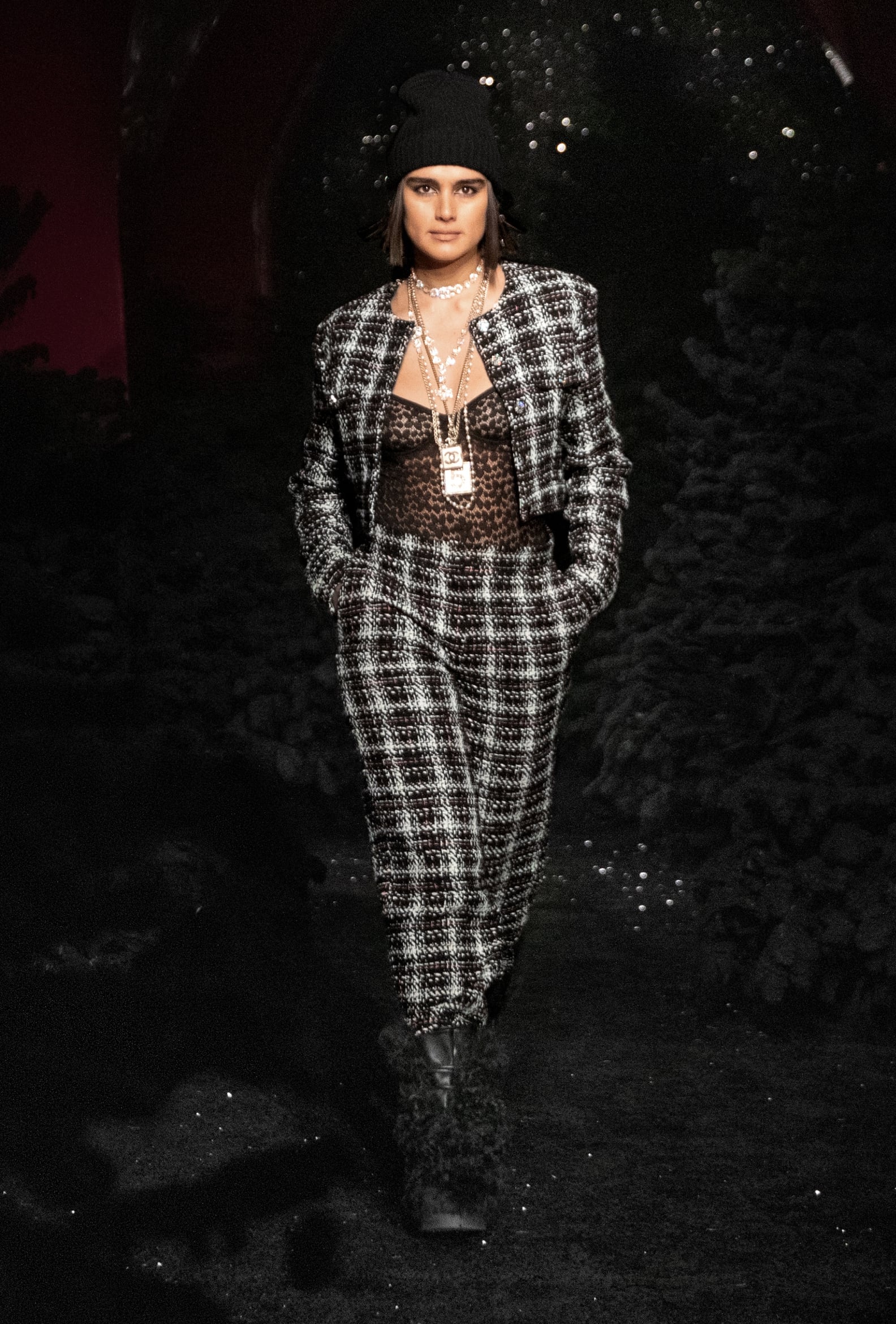 Chanel's Fall Collection Is a Mix of Ski Wear and '70s Cool | PS Fashion