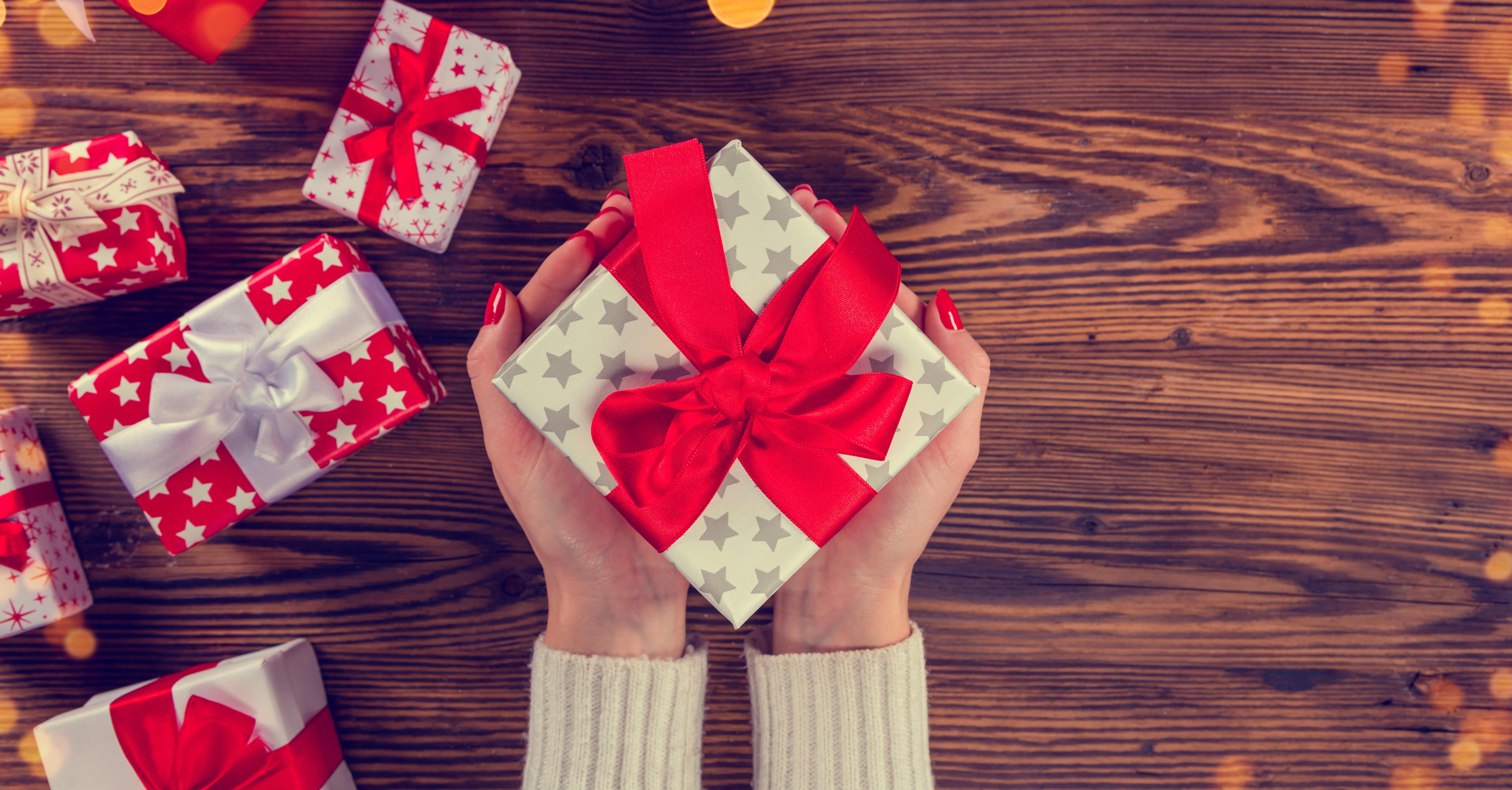 Gifts For People You Don't Know | PS Home