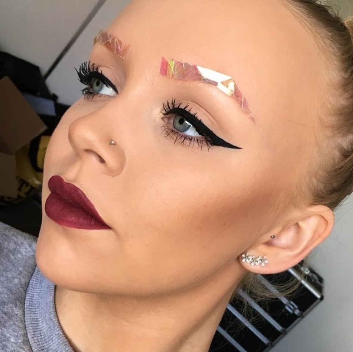 Foil Eyebrows Instagram Trend | PS Beauty
