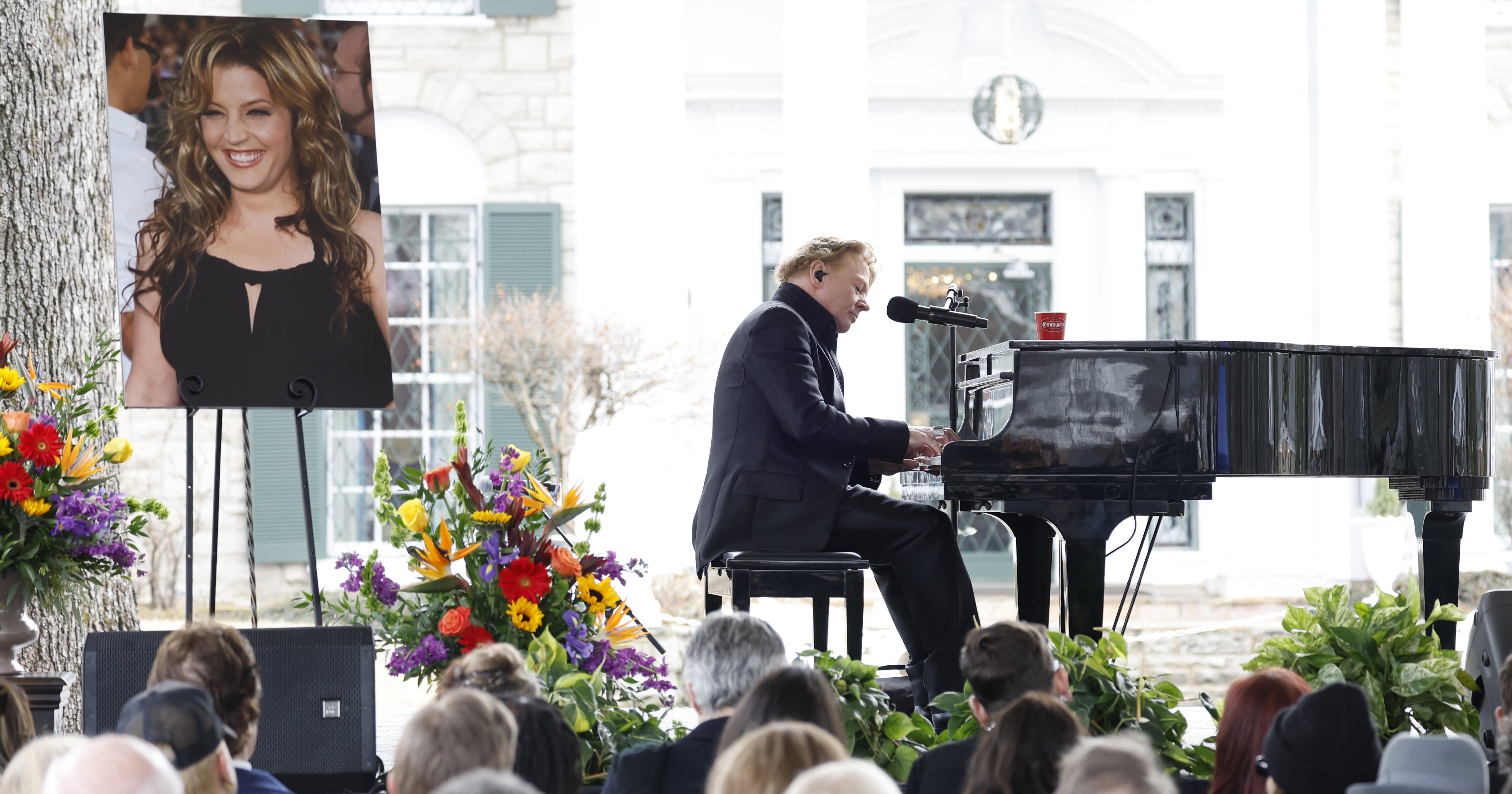 Lisa Marie Presley's Memorial Service Photos | PS Celebrity