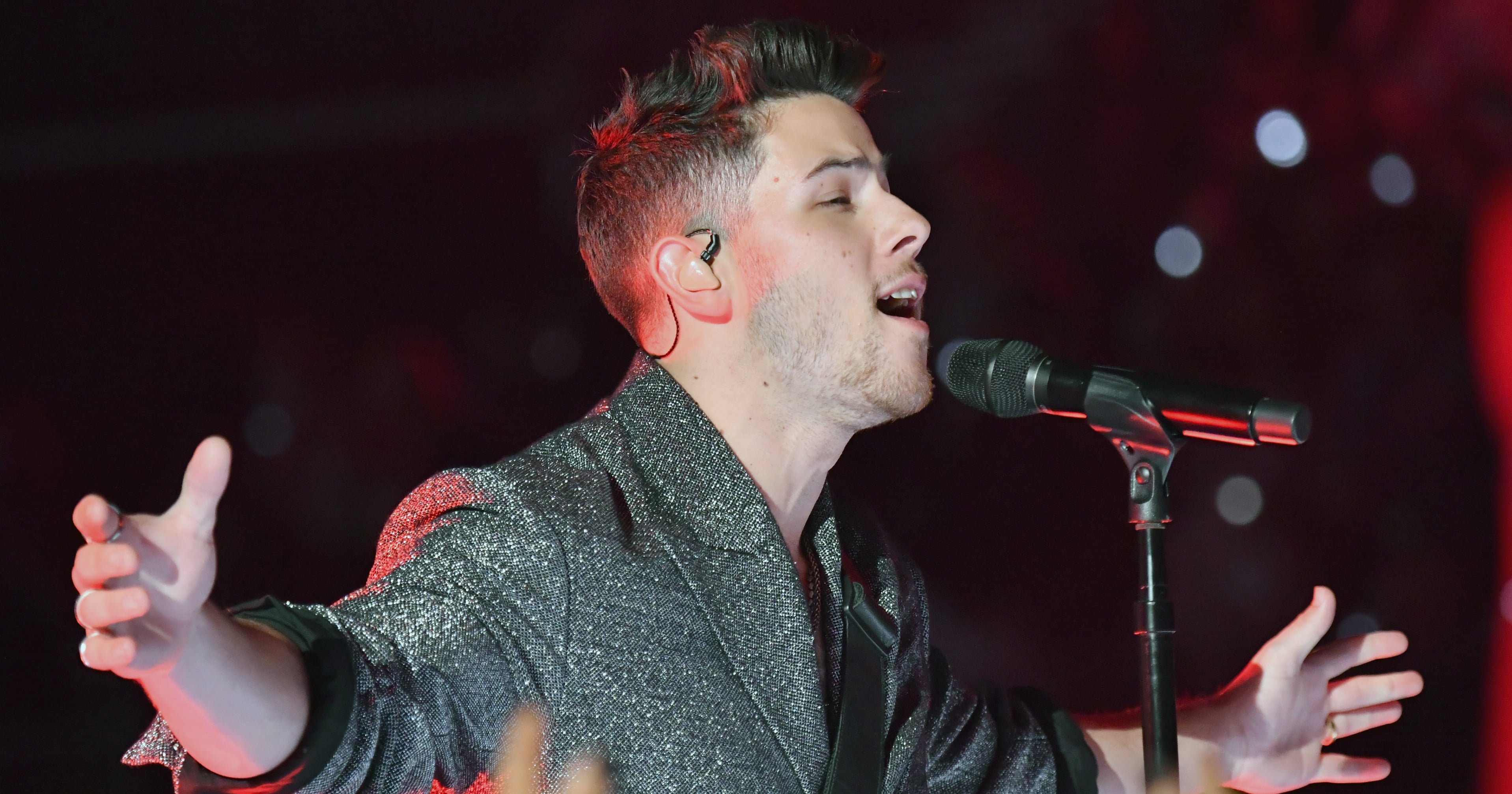 Listen to Nick Jonas's "Spaceman" Song | POPSUGAR Entertainment