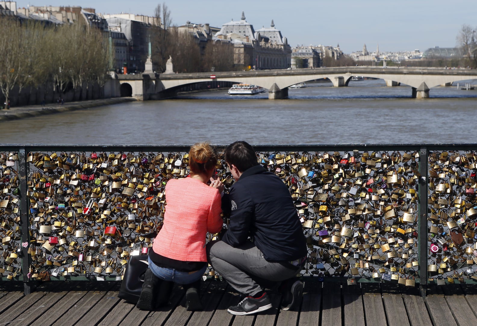 Pictures of Love Padlocks Around the World | PS Love