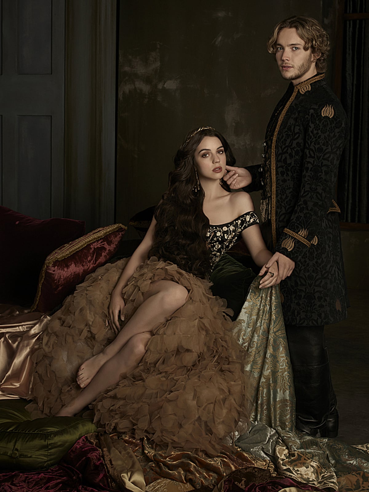 Reign Season 2 Premiere Pictures | PS Entertainment