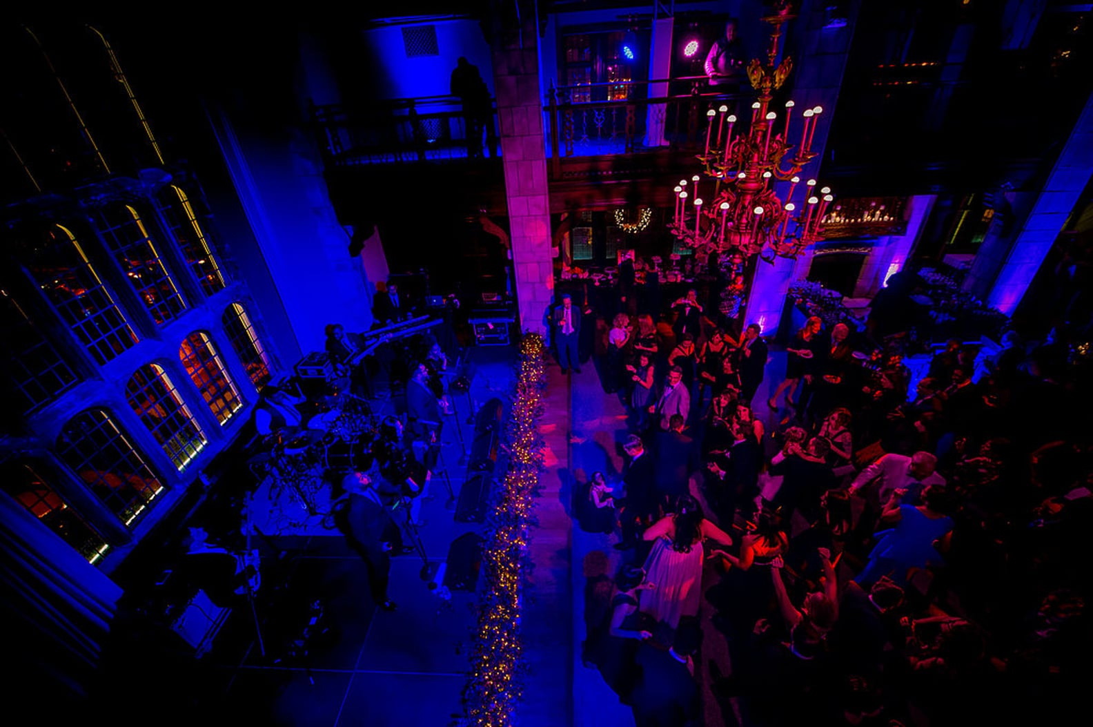 Gatsby-Inspired Winter Wedding | PS Love