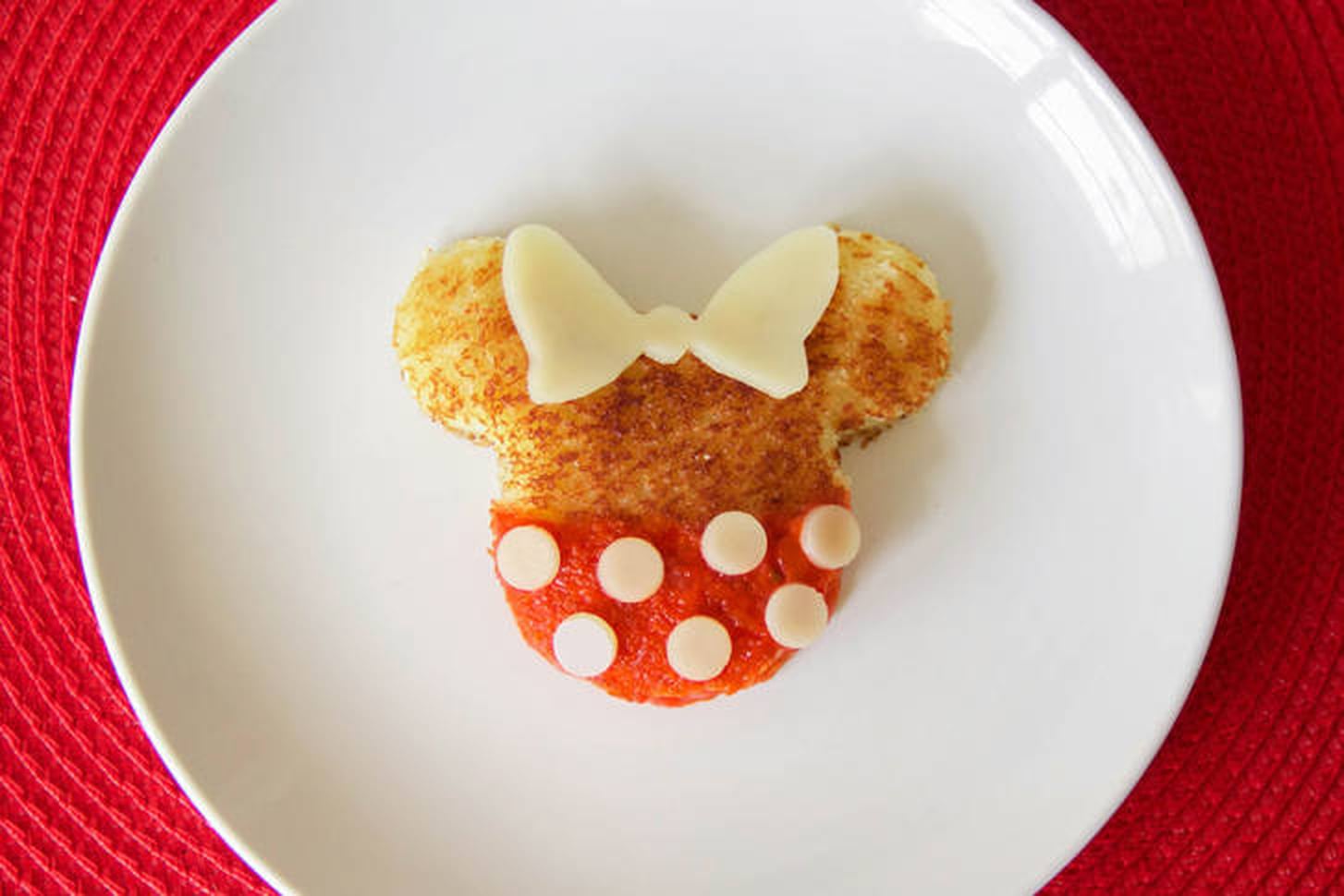 How to Make a Minnie Mouse Grilled Cheese | PS Food