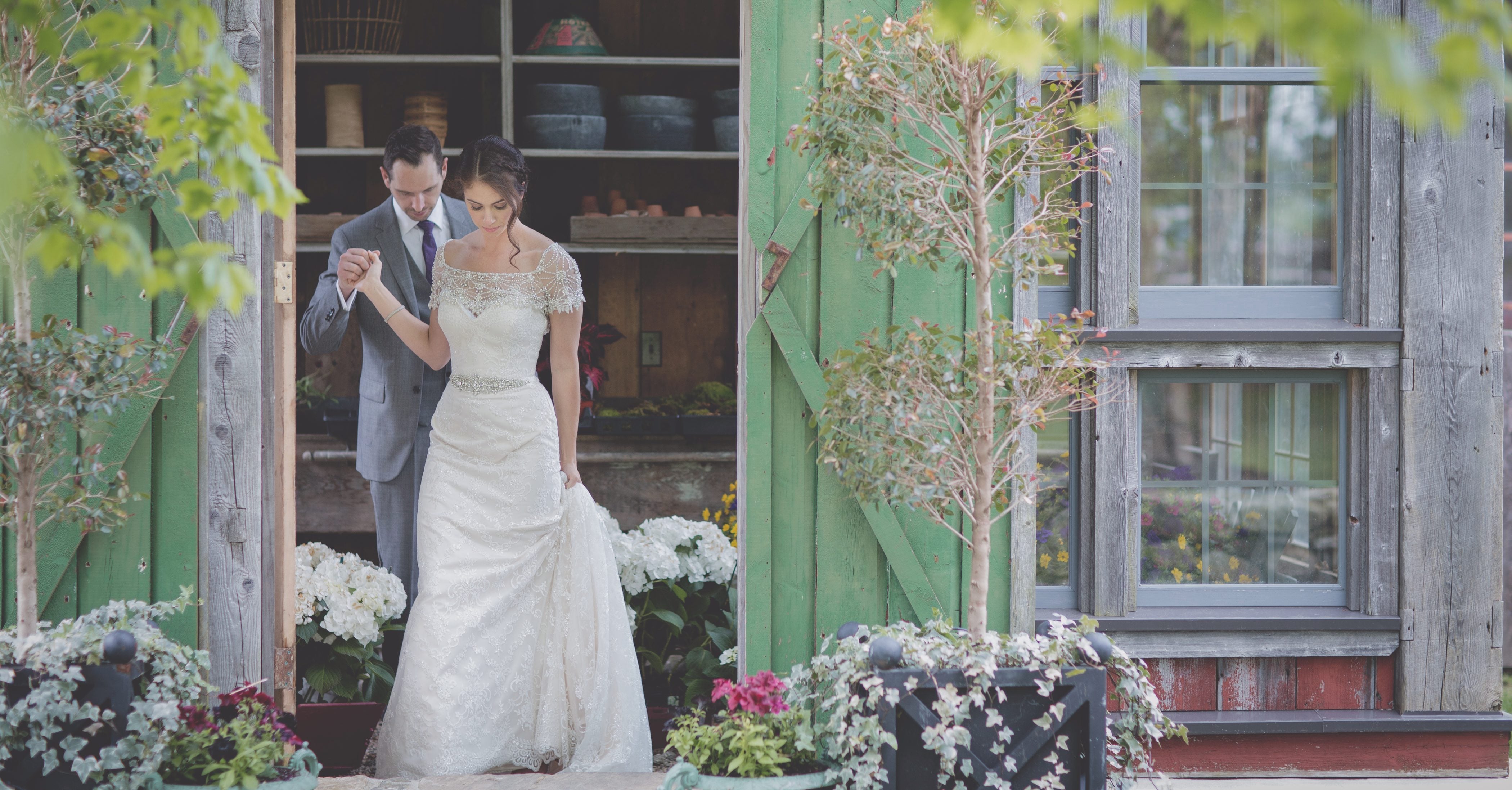 Spring Barn Wedding | PS Love